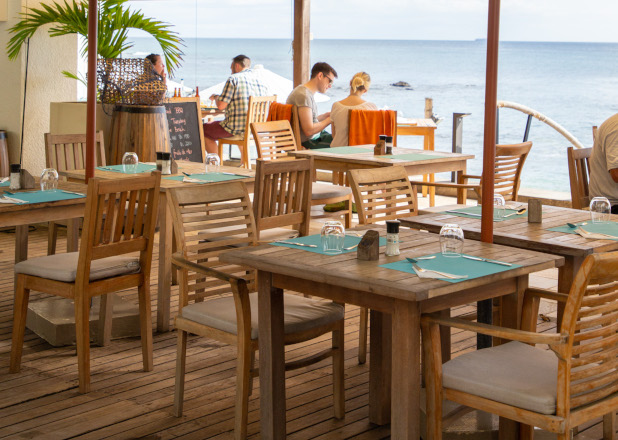 Restaurants & Bars at Recif Attitude hotel